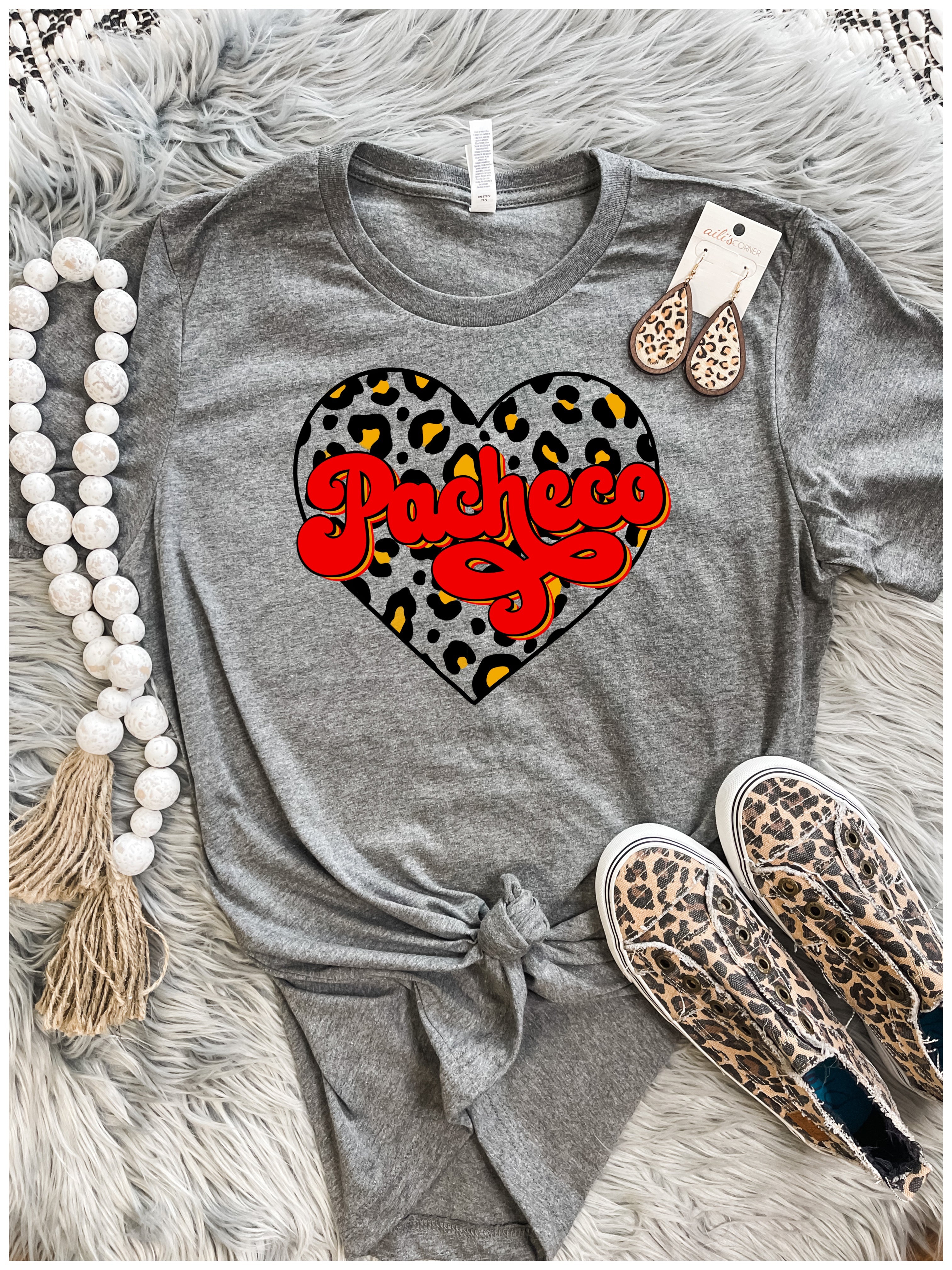 Pacheco Heart Heather Charcoal Tee – Olive Street Boutique